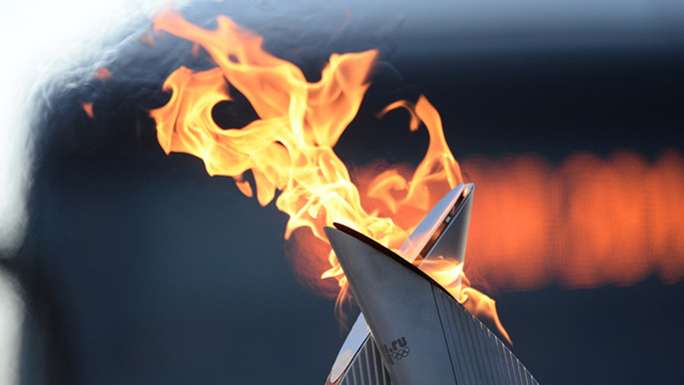 Seven of the most spectacular Olympic torch relay legs - Team Canada ...