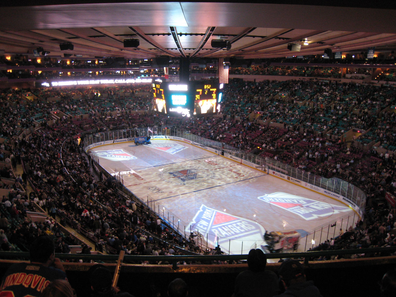 Super stadiums: Amazing sports venues in North America - Team Canada ...