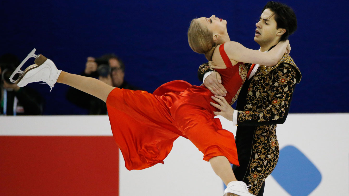 Canadian figure skaters head out on Grand Prix series - Team Canada