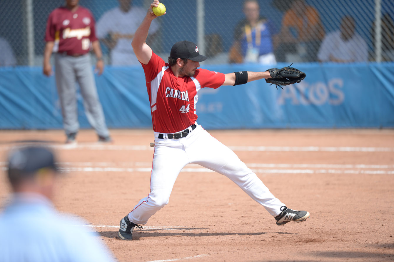 Canadian men hit their way to Pan Am softball gold - Team Canada ...