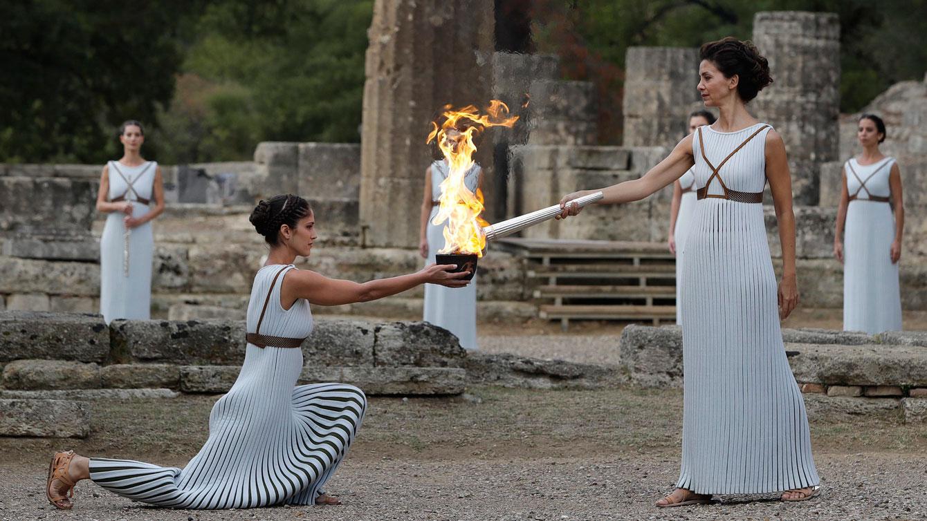 PyeongChang 2018 Olympic Flame Lit - Team Canada - Official Olympic ...