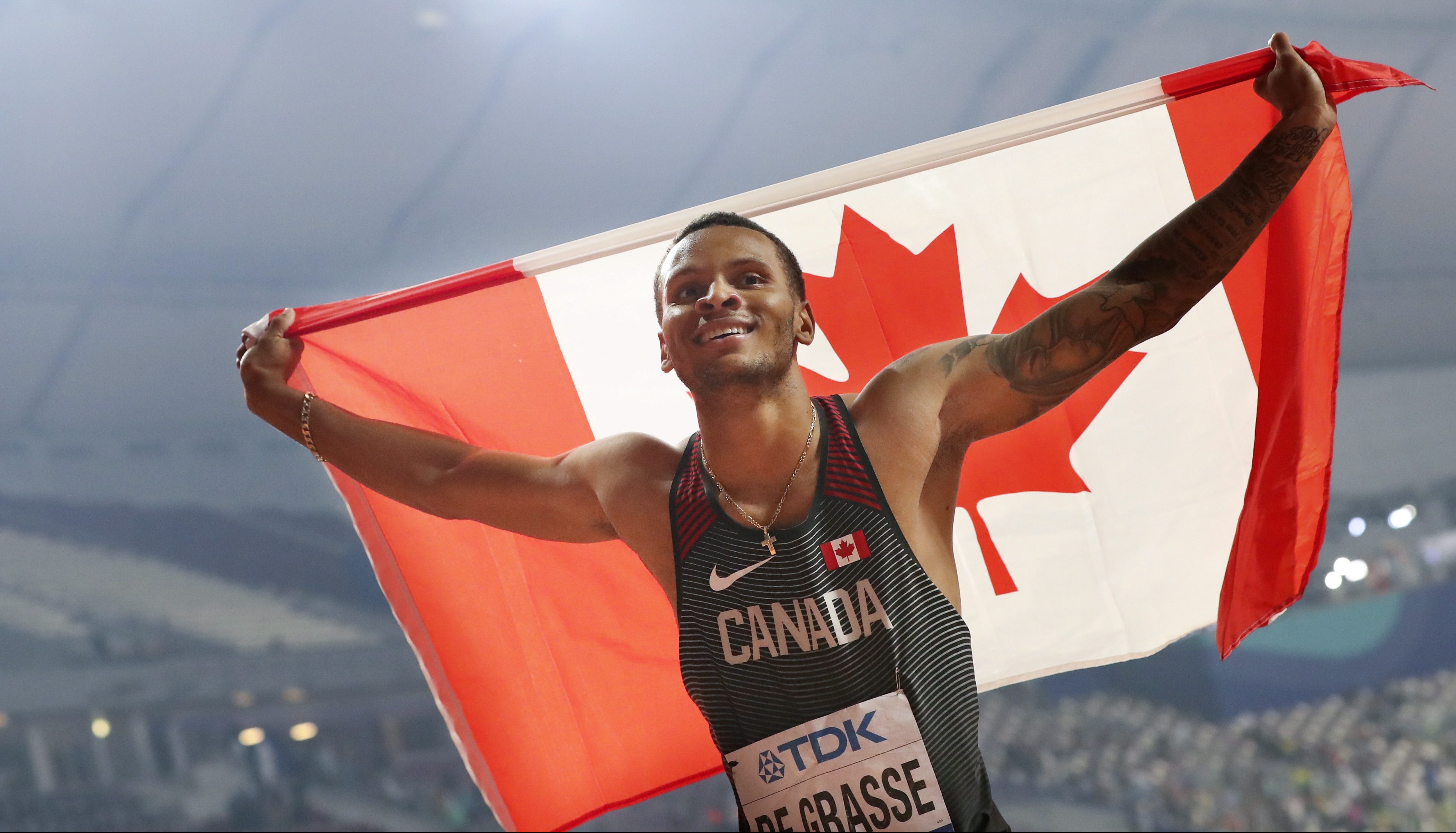 IAAF Worlds: Andre De Grasse wins 200m silver - Team Canada