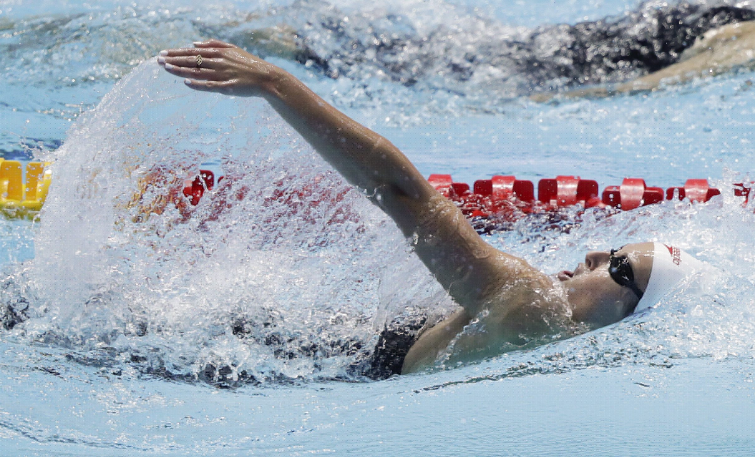 Sydney Pickrem swims to bronze at FINA Champions Swim Series in Beijing ...
