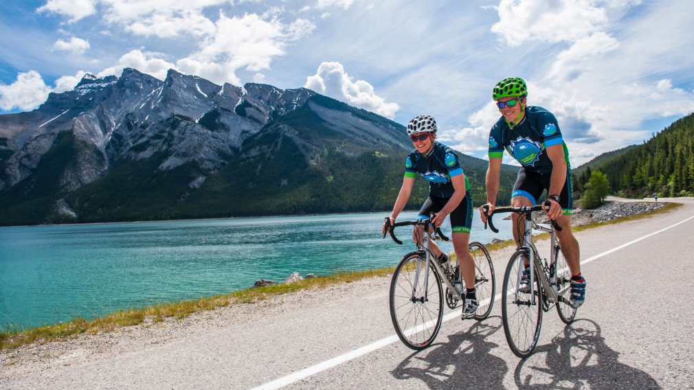 Nine must-visit cycling spots in Canada - Team Canada
