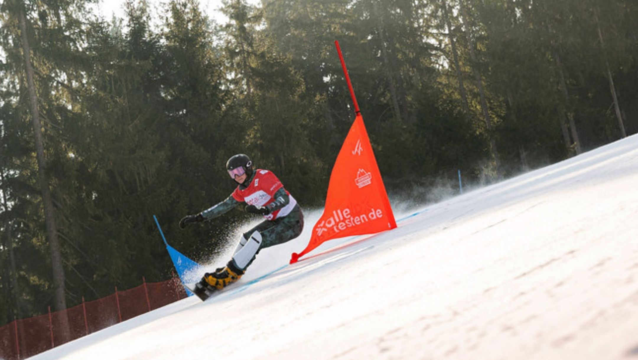 Megan Farrell wins silver in parallel slalom at World Cup