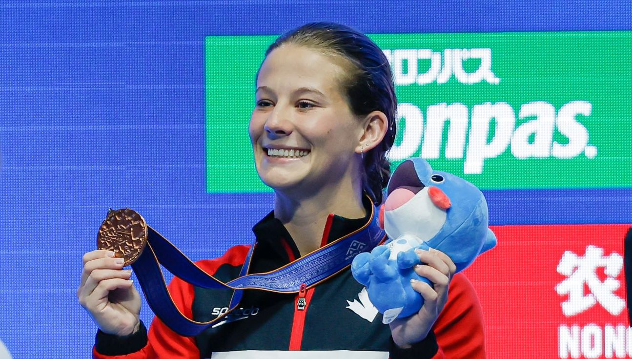 Caeli McKay dives to 10m platform bronze at World Aquatics ...