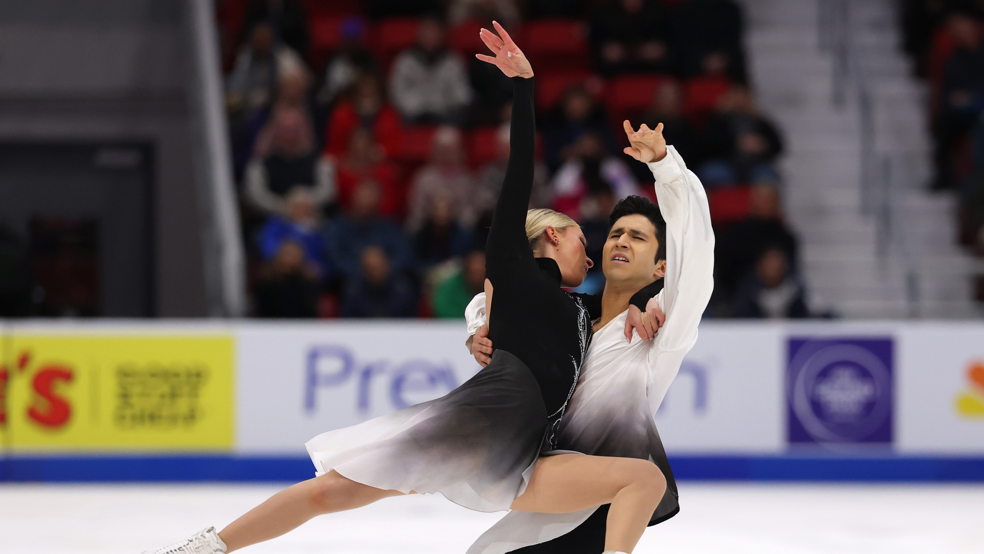 Lajoie & Lagha earn ice dance silver at Skate America - Team Canada